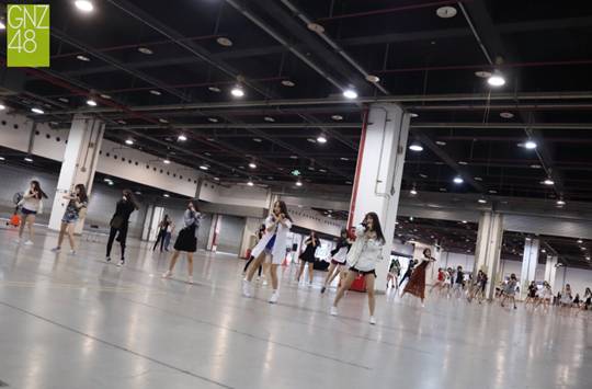 SNH48 GROUP总决选倒计时 冲刺“北上反攻”_综艺_央视网(cctv.com)