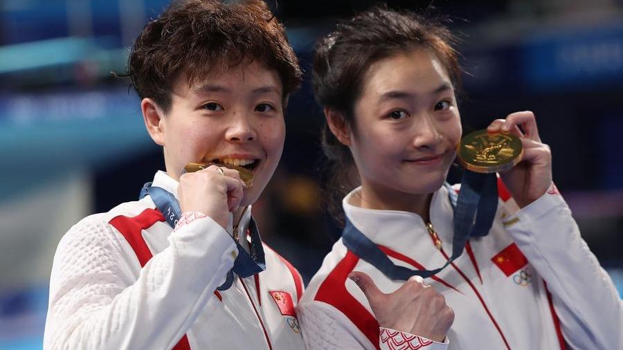 China wins first two gold medals of Paris Olympic Games_英语频道_央视网(cctv.com)