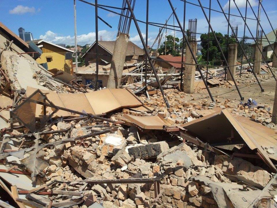 Effondrement d’un bâtiment de six étages dans la banlieue de la ...