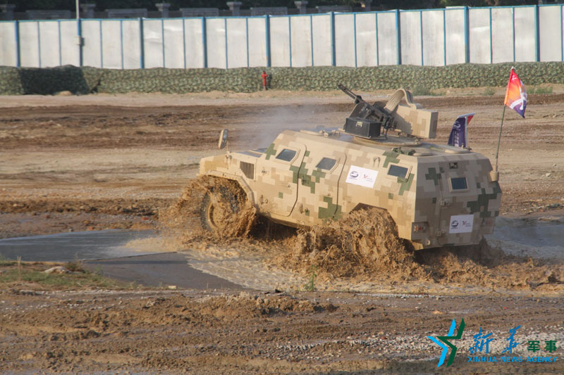 实拍丨地面装备以动态展示方式亮相中国航展_军事频道_央视网(cctv.com)