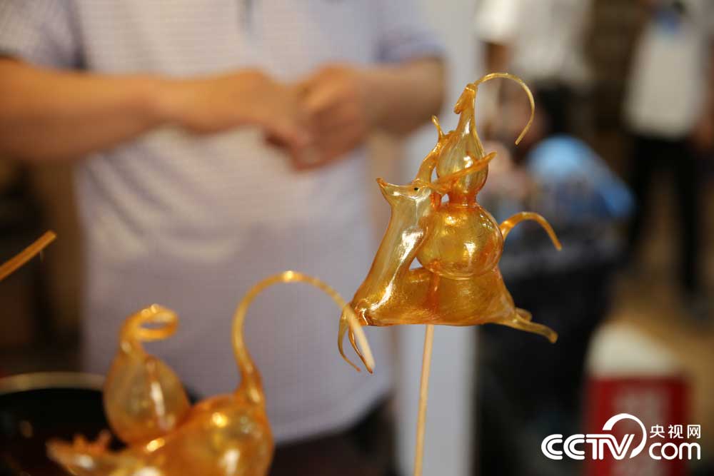 Sugar-figure blowing: an art to watch and taste - CCTV News - CCTV.com ...