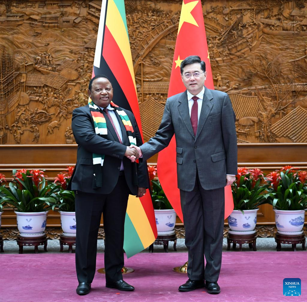 Chinese FM holds talks with Zimbabwean counterpart_英语频道_央视网(cctv.com)