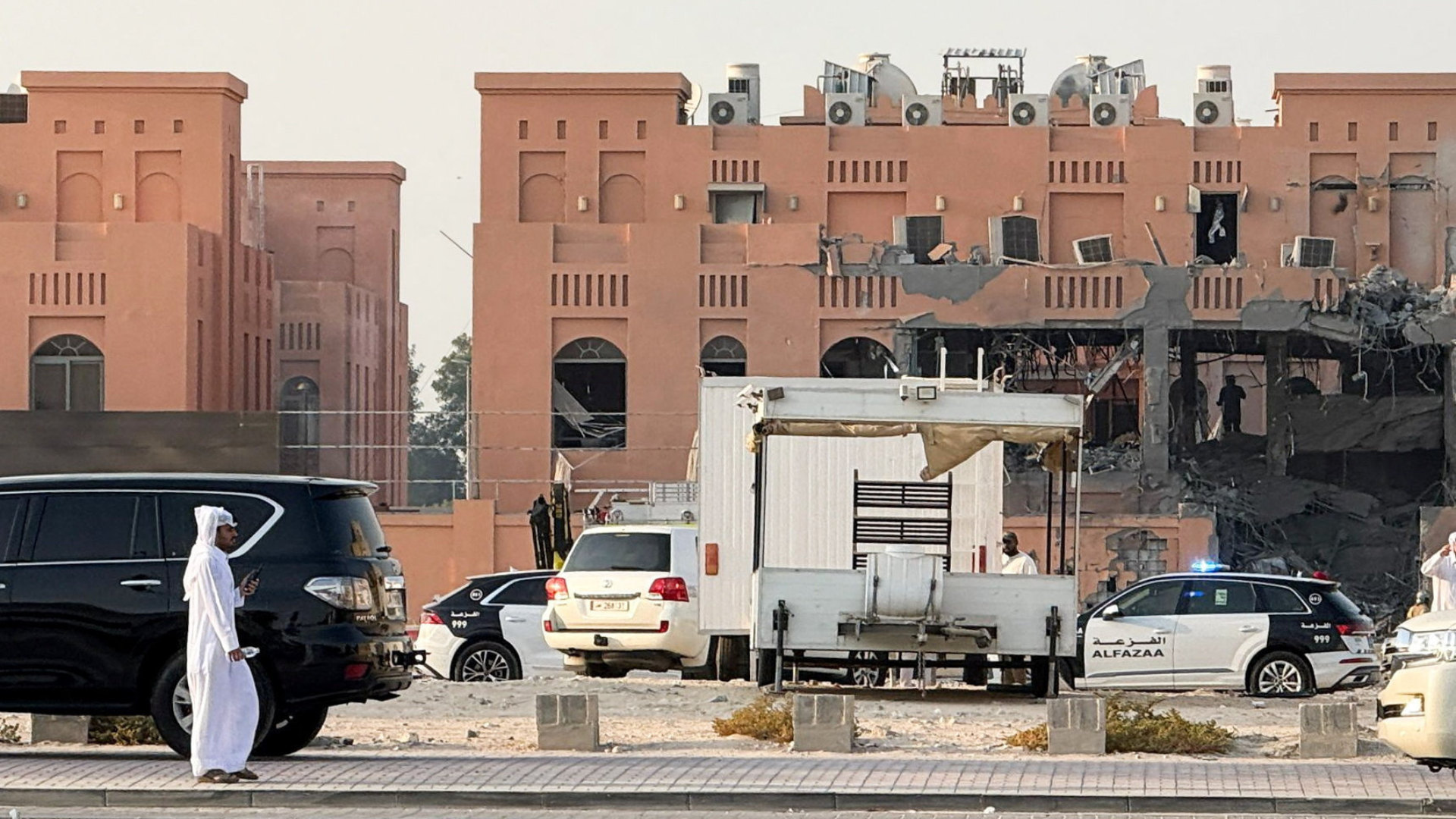 Israel bombs Qatar's Doha, orders mass evacuations from Gaza City_英语频道 ...