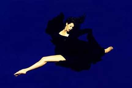 Australian "Water" ballet staged in Shanghai CCTV-International